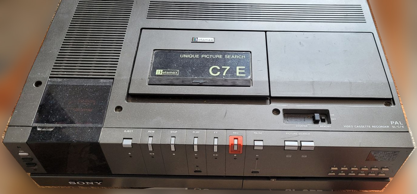 Sony SL-C7E Betamax Videorecorder - Galfe Medienproduktion